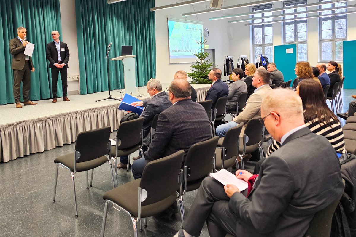 EAH Jena fördert internationale Zusammenarbeit: Delegation aus dem Südkaukasus zu Gast - https ...