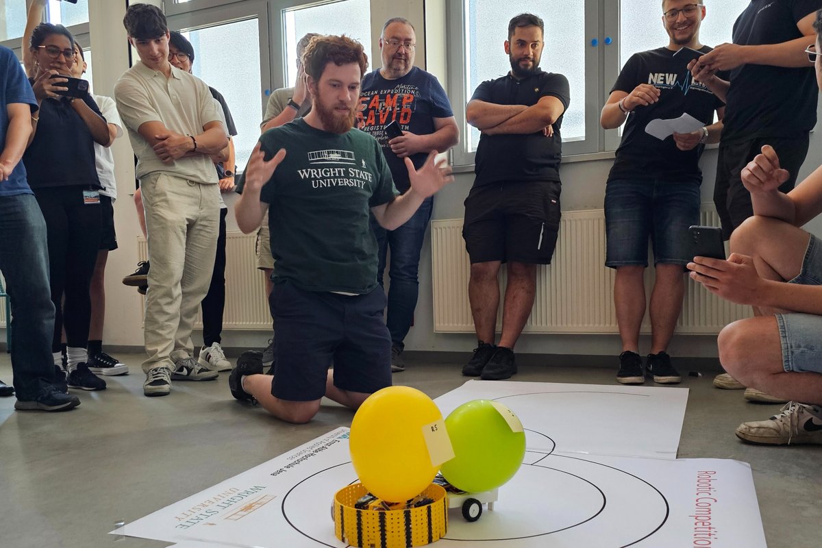 Roboter-Rivalen & internationale Dream-Teams - https://www.eah-jena.de