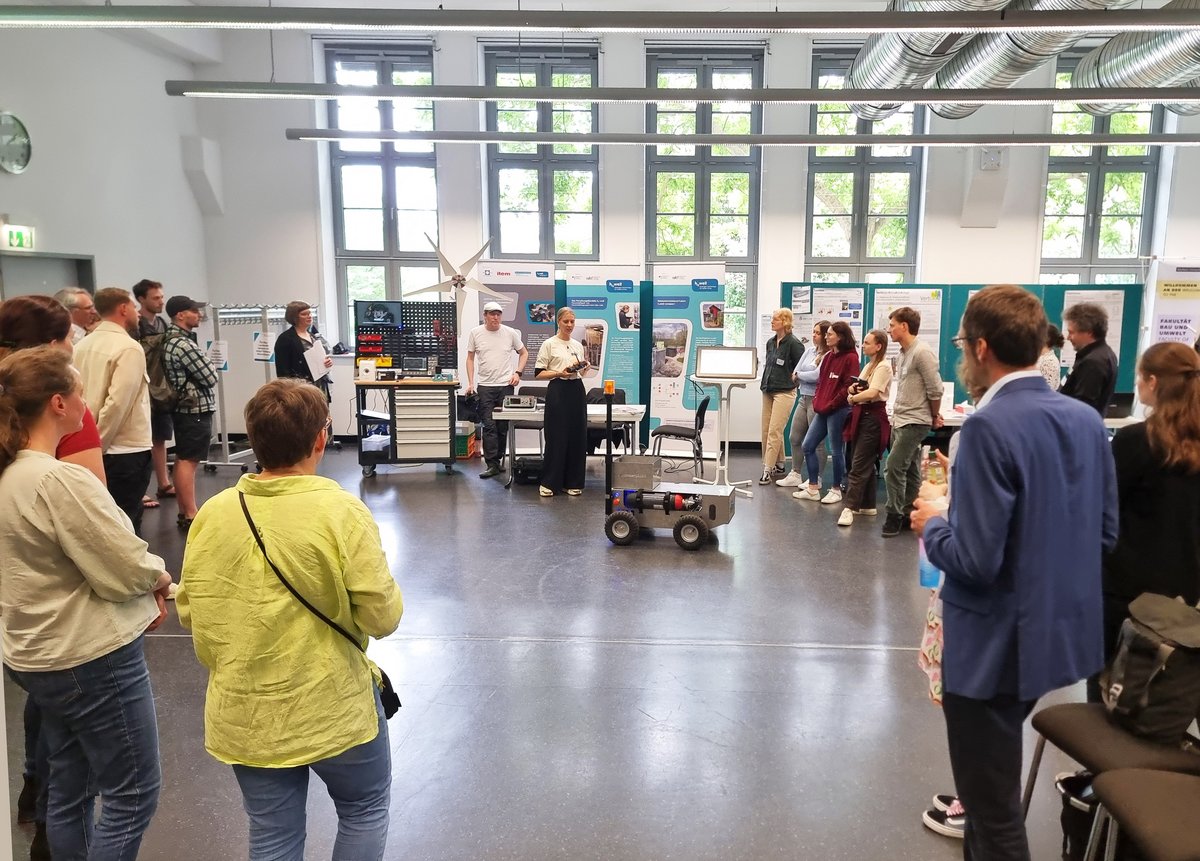 Zukunft gestalten mit Technik, Forschung und Verantwortung: Tag der Ingenieurwissenschaften 2025 ...