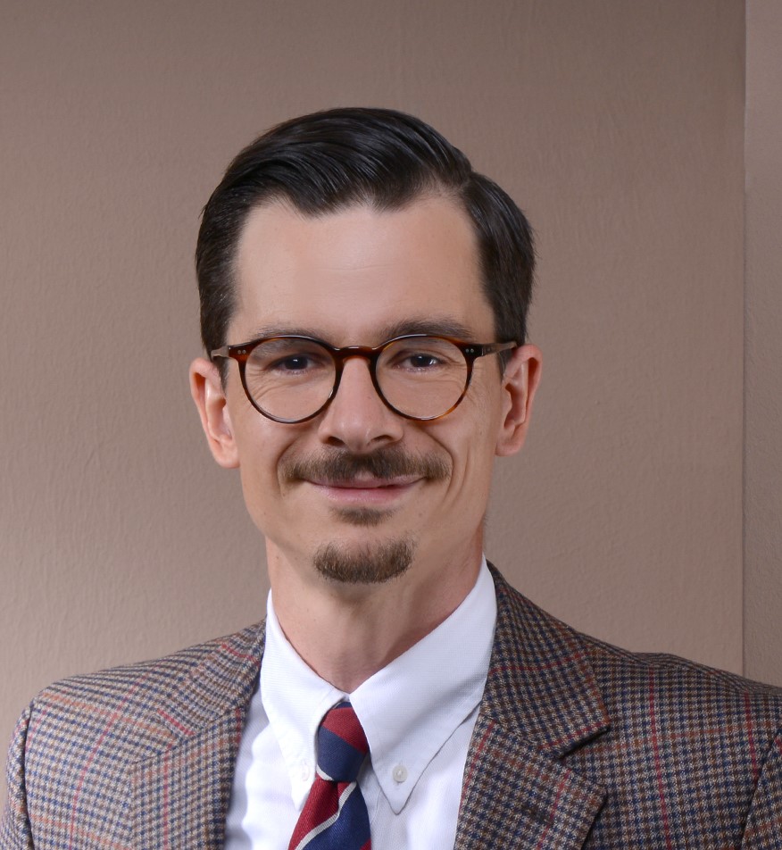 ProfessorIn stellt sich vor - https://www.eah-jena.de